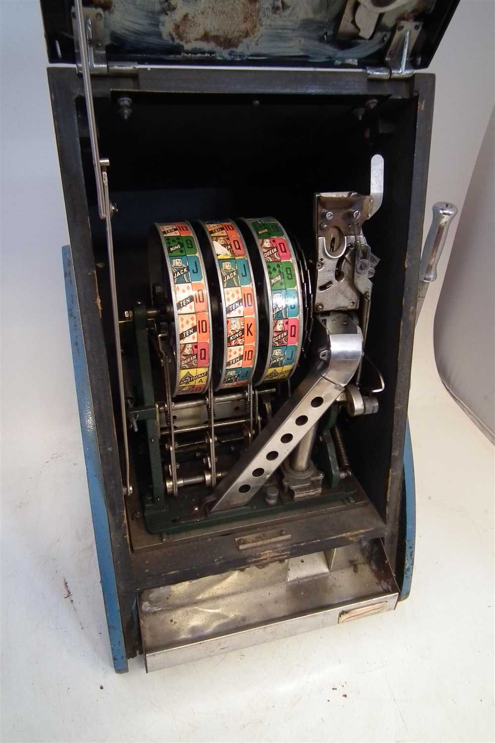 Lot 98 - Sheerline Aristocrat one arm bandit fruit