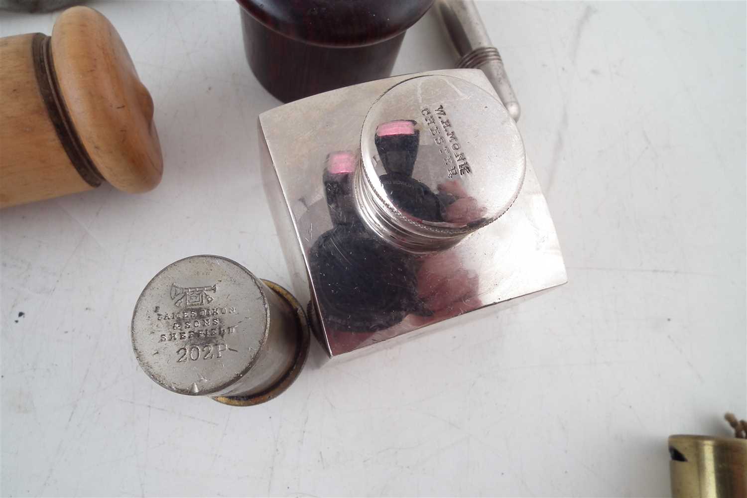 Lot 279 - Collection of vintage reloading equipment