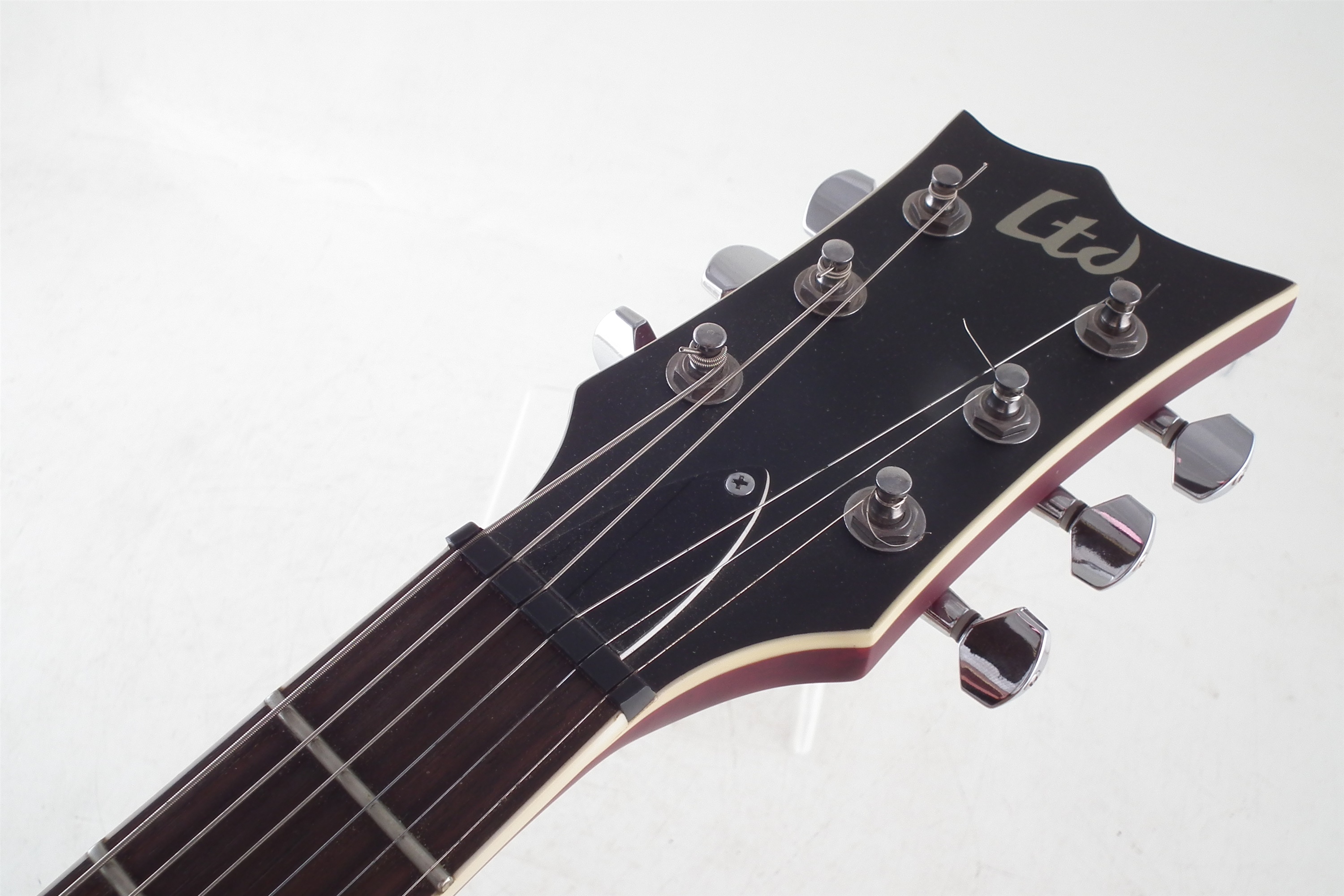 Lot 71 - LTD EC-200 Electric Guitar