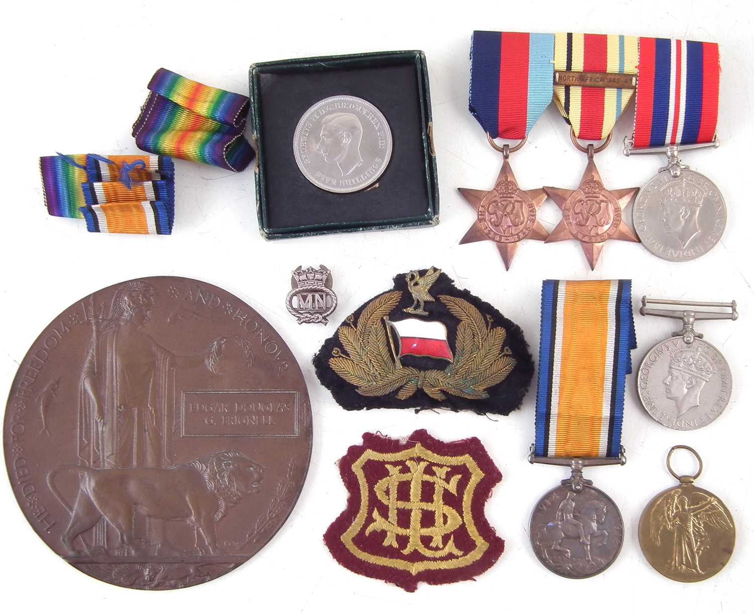 Lot 286 - Collection of Medals and patches