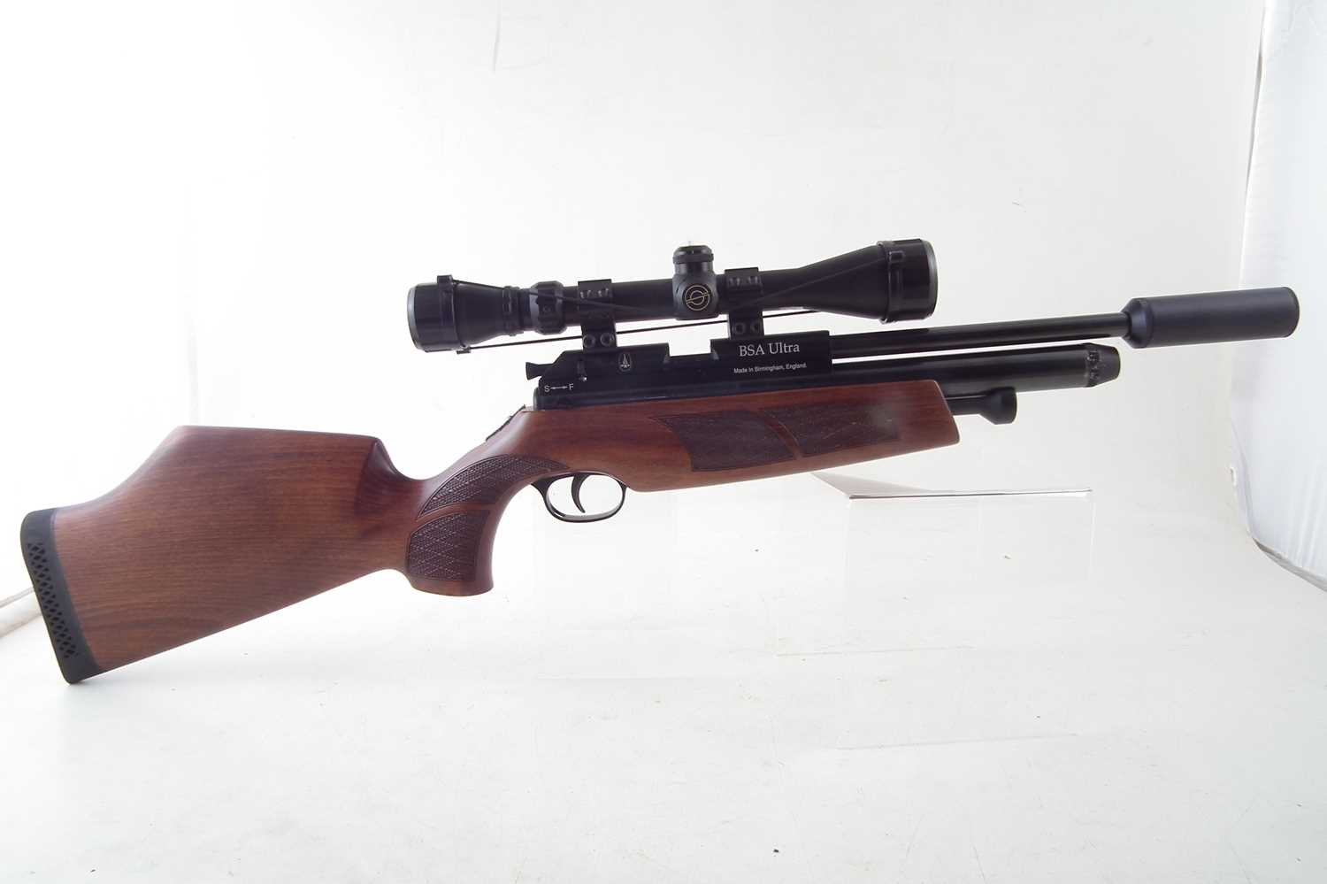 Lot 160 - BSA Ultra PCP Air rifle with Simmons 3-9 x