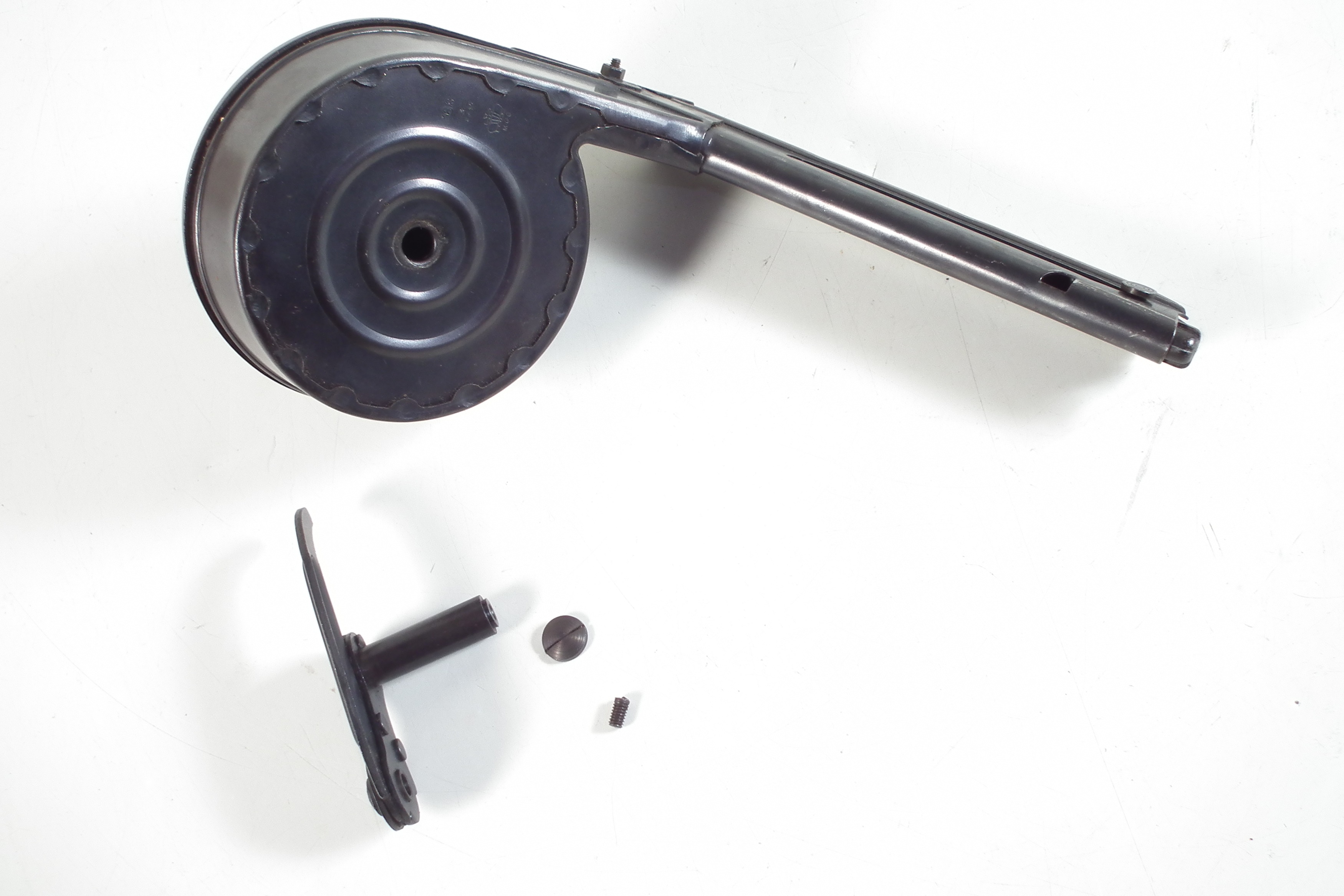 Lot 148 - Reproduction Artillery Luger snail drum