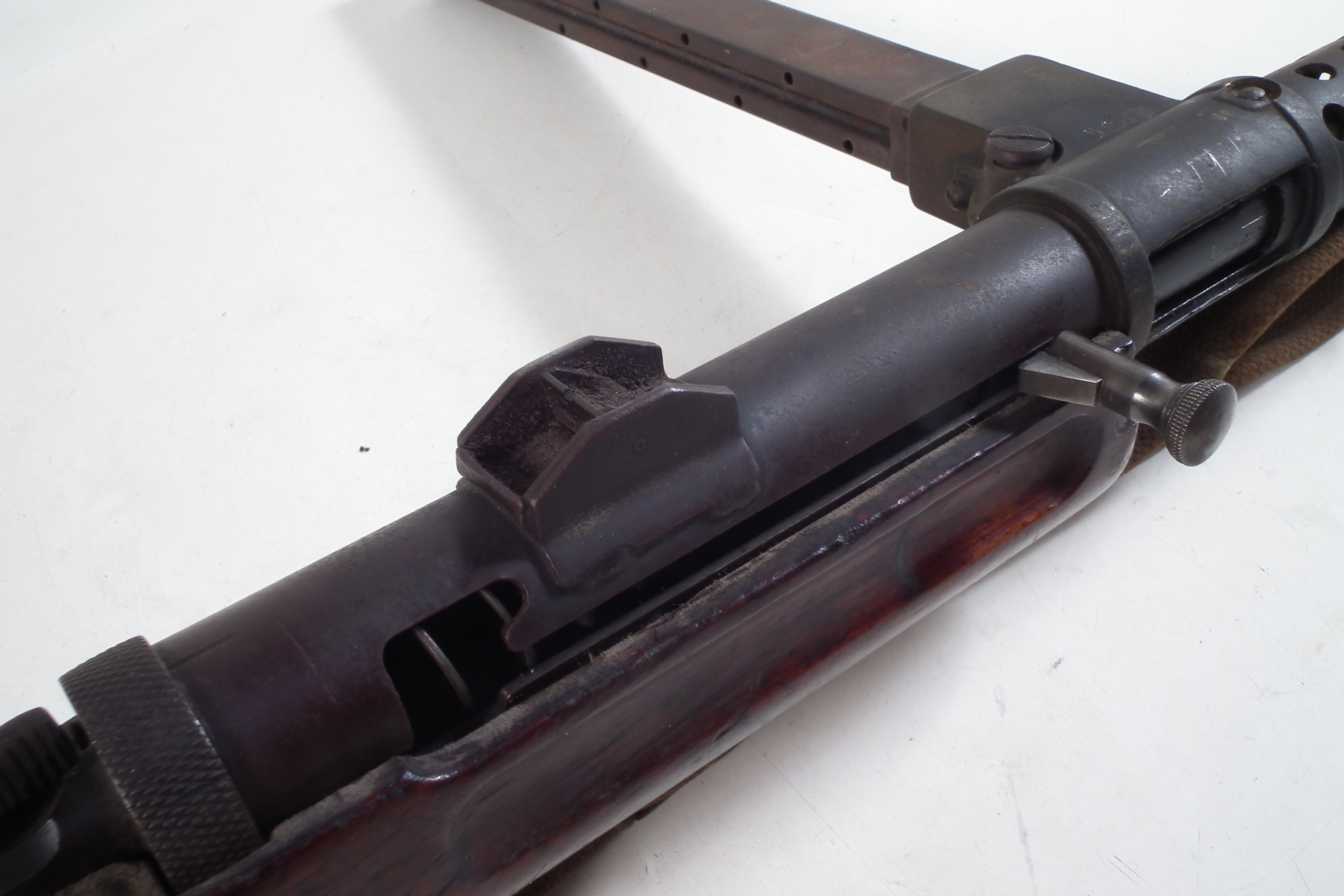 Lot 59 - Deactivated Lanchester 9mm submachine gun