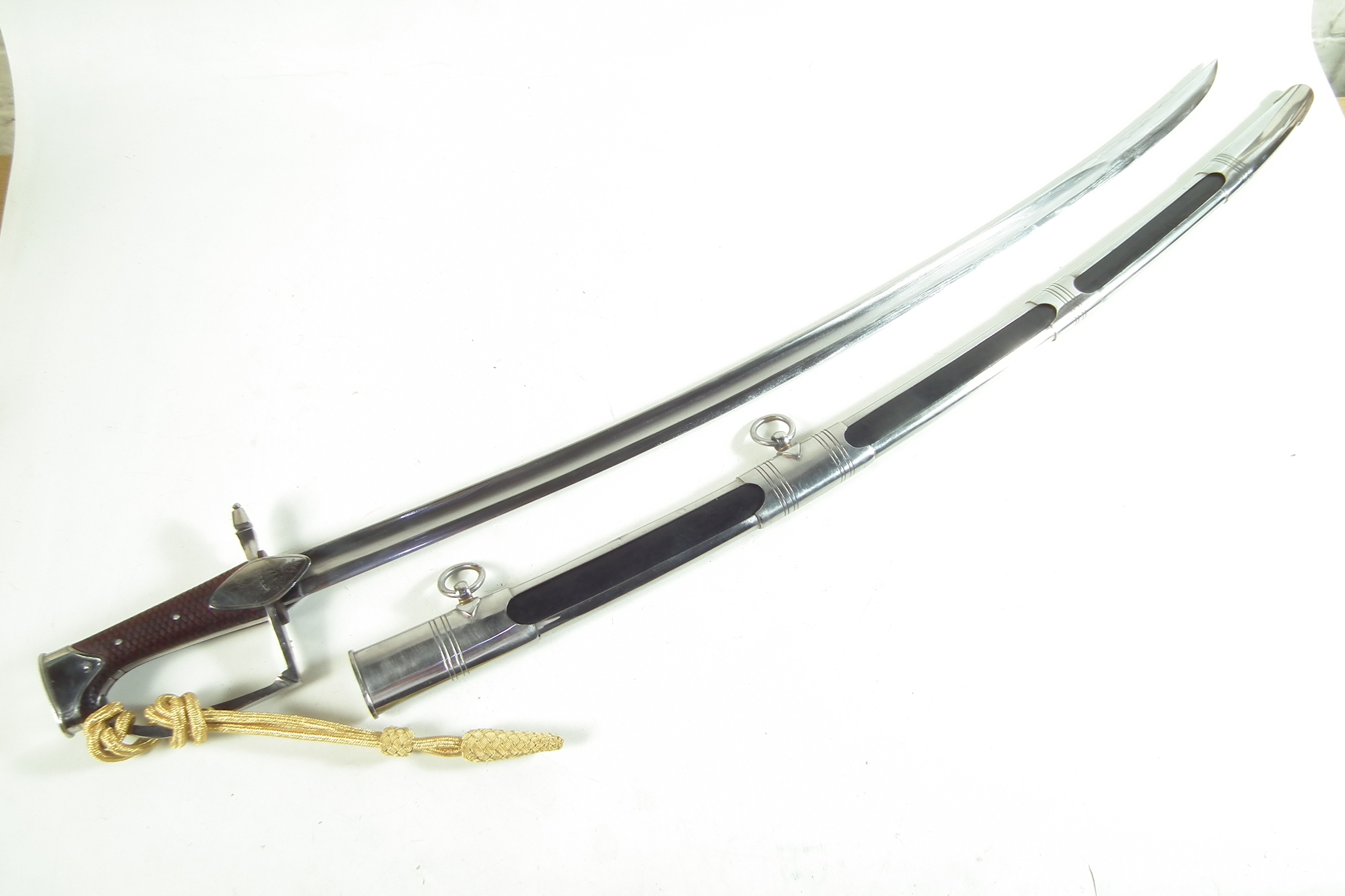 Lot 370 - Modern replica of a 1794 Light Dragoon sabre