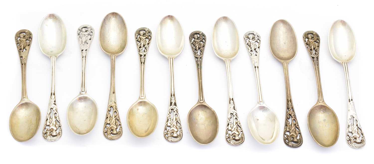 Lot 220 - Twelve Victorian silver spoons,