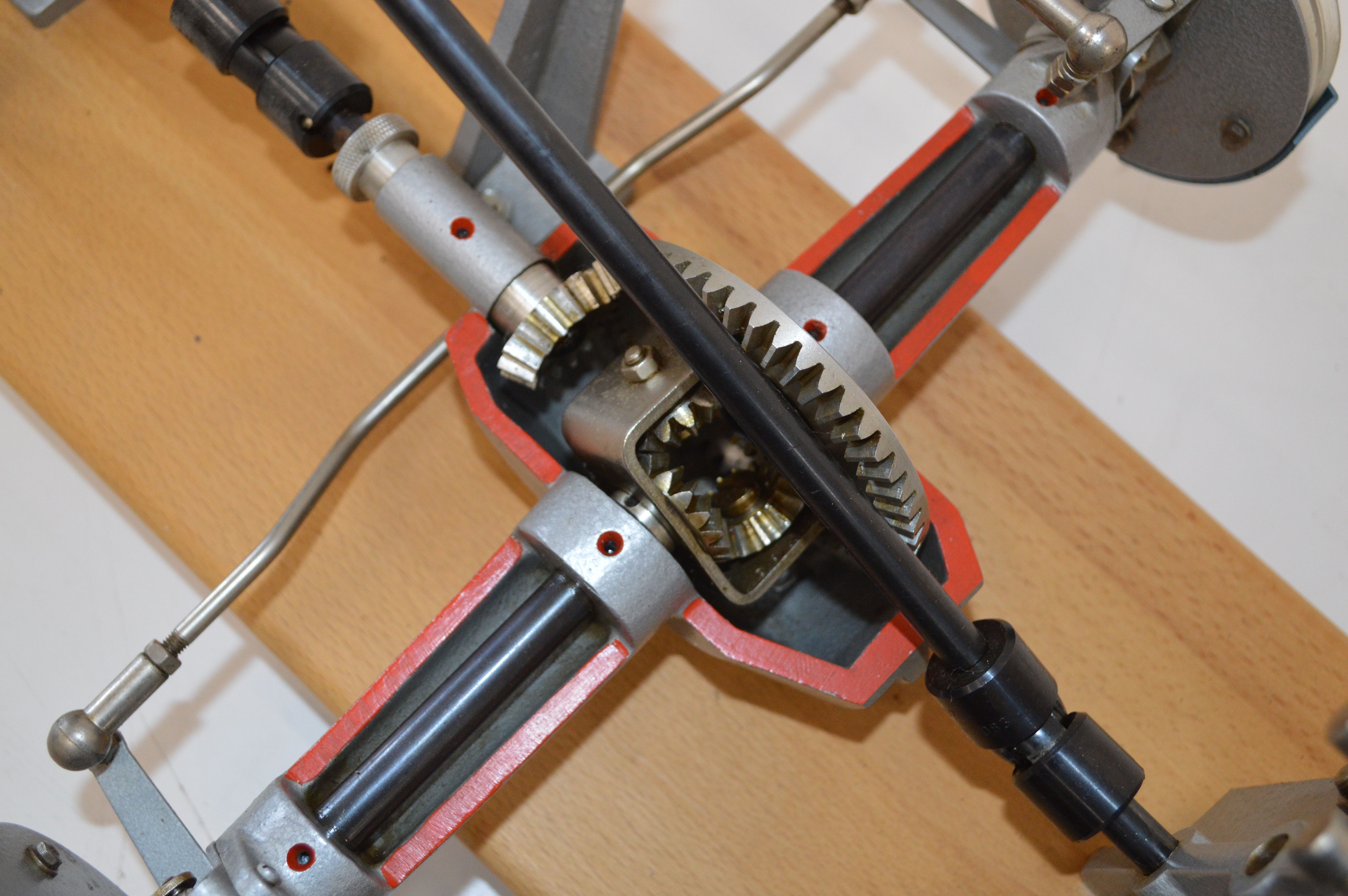 Lot 120 - Four-Wheel Drive System Model