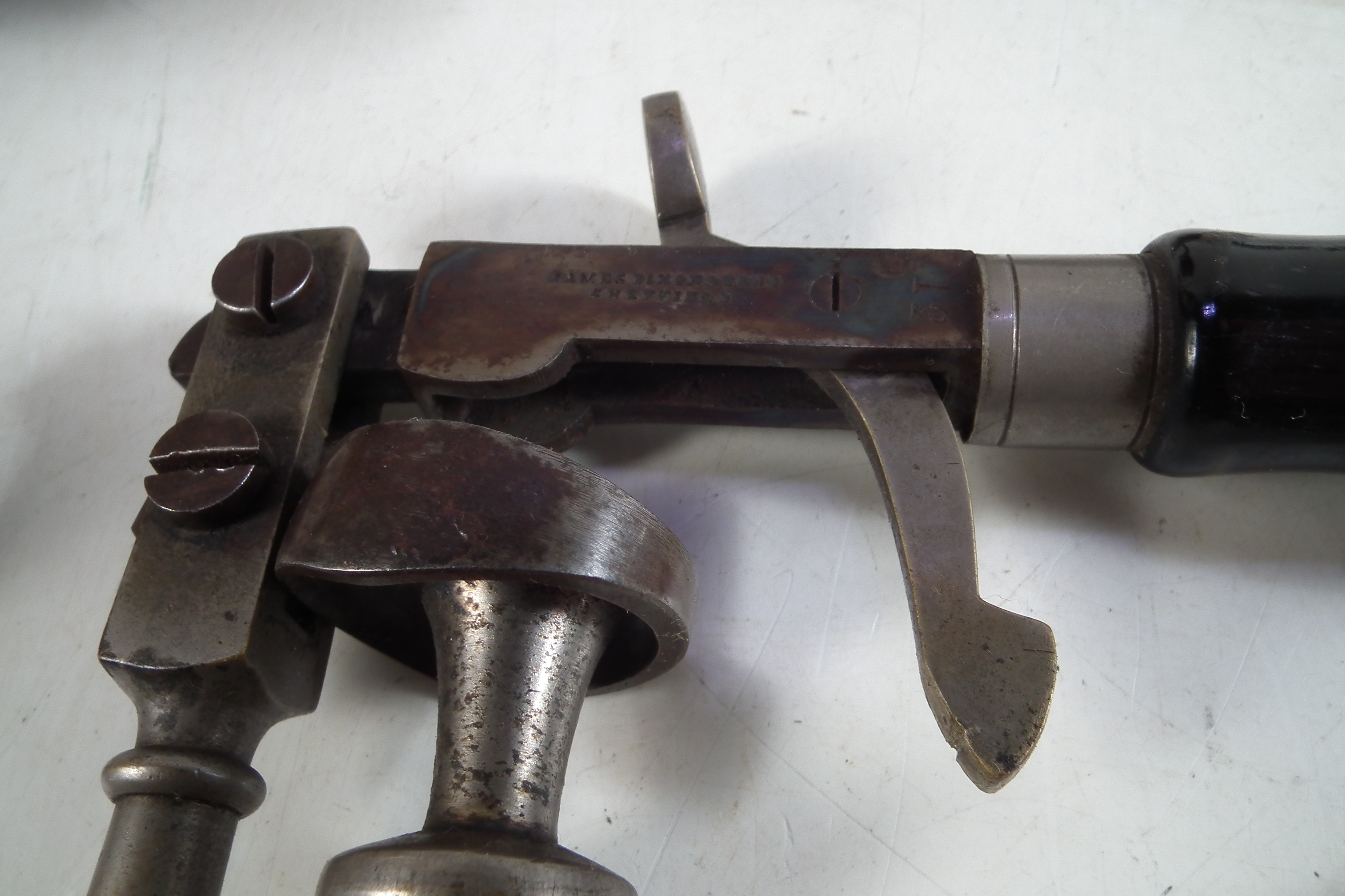 Lot 170 - Five shotgun reloading tools