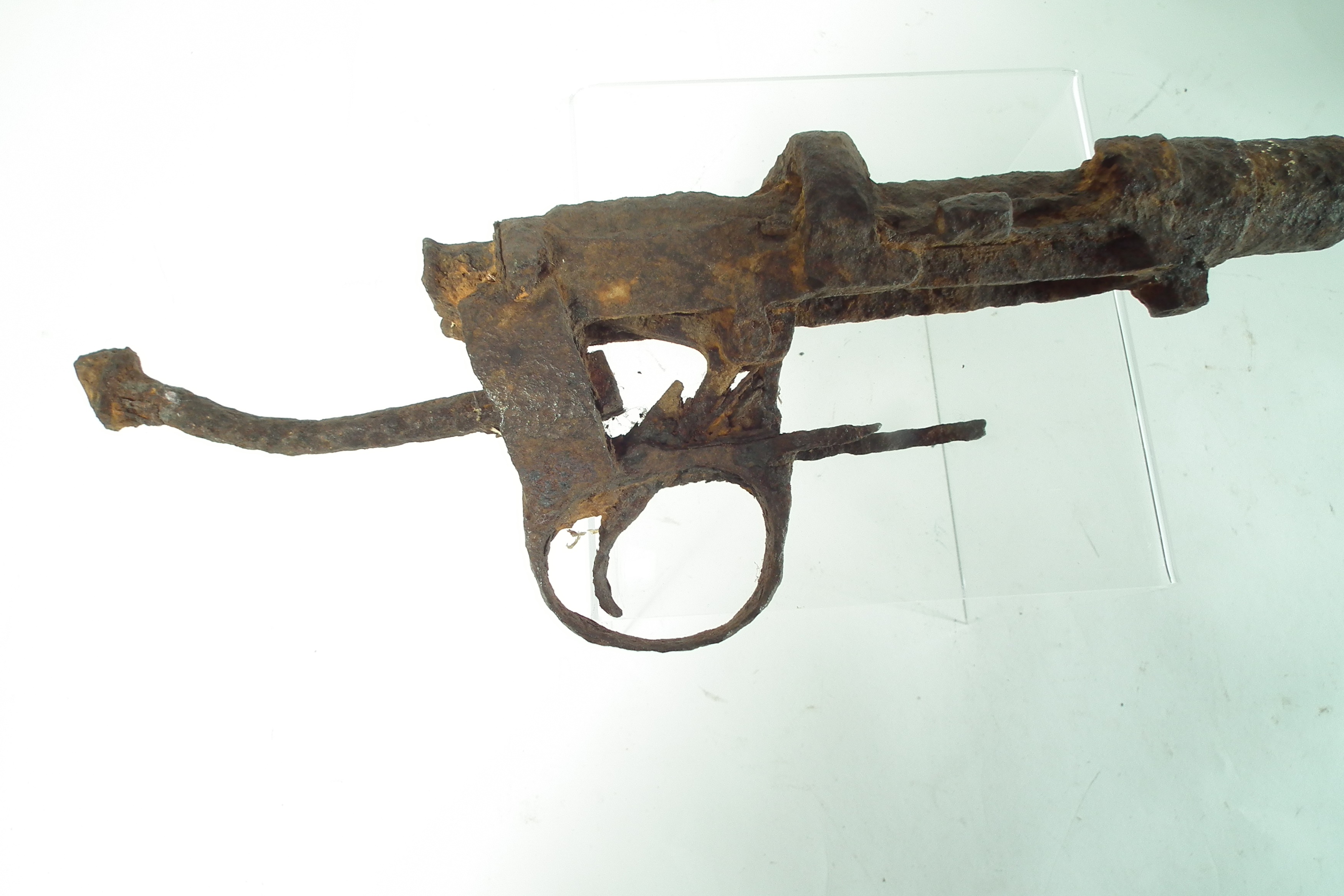 Lot 496 - WWI relic Lee Enfield SMLE rifle