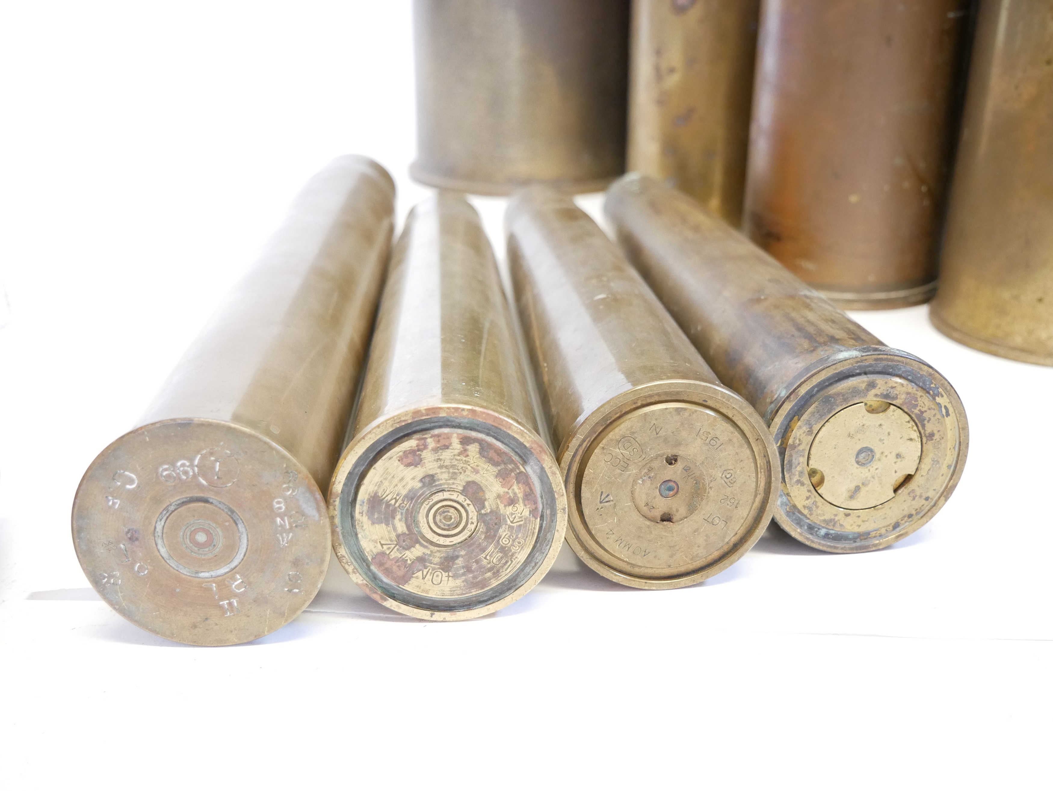 Lot 344 - Nineteen artillery shell cases