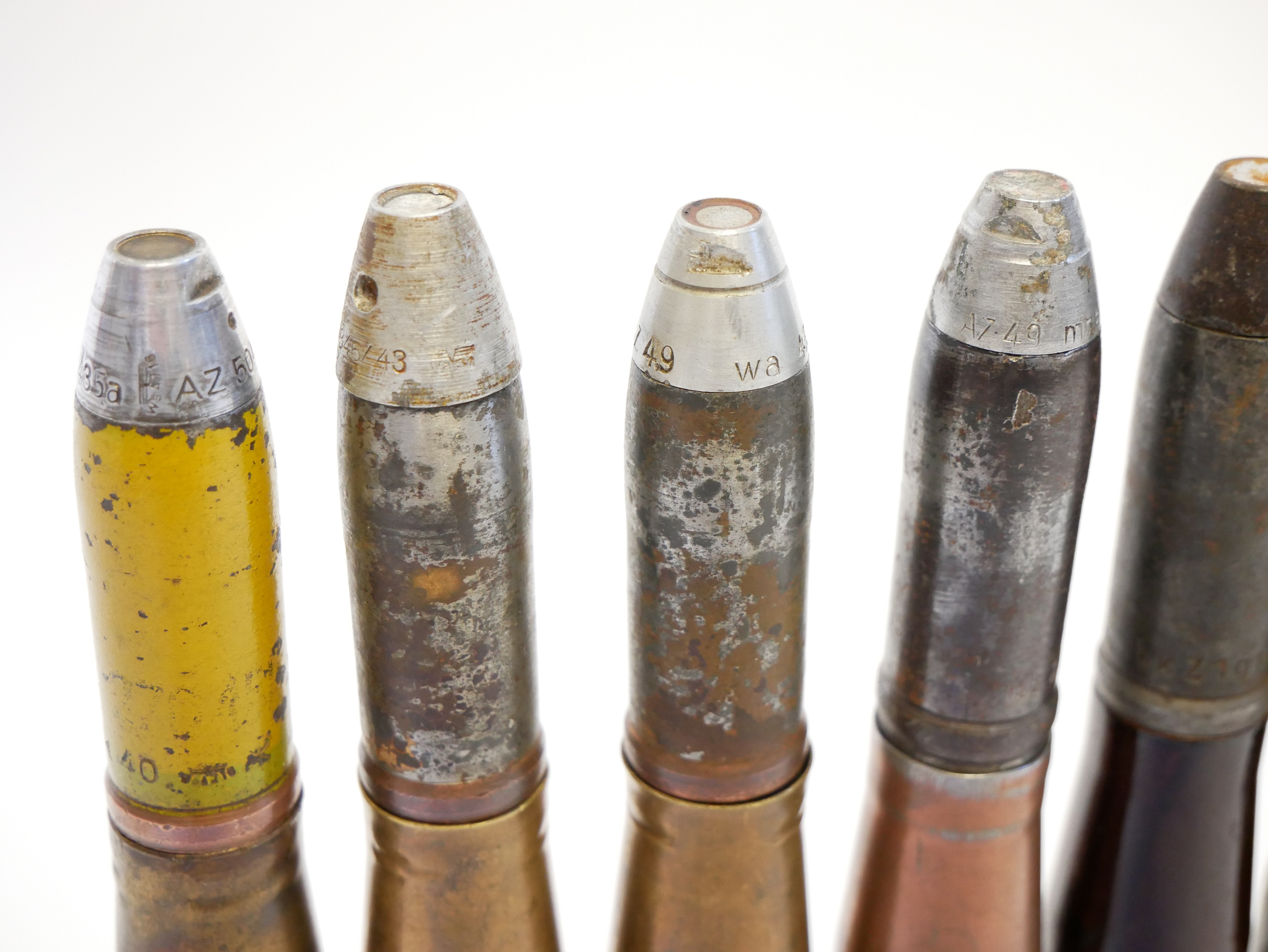 Lot 148 - Ten WWII German 20mm x 138B rounds