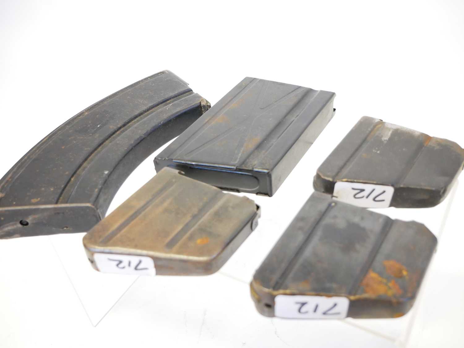 Lot 600 - Five rifle / machine gun magazines