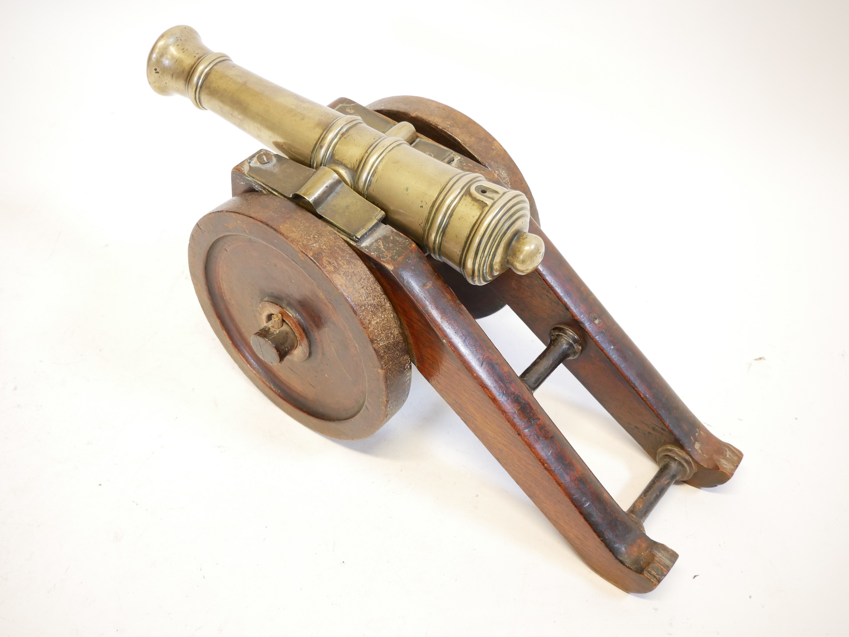 Lot 353 - Bronze signal cannon