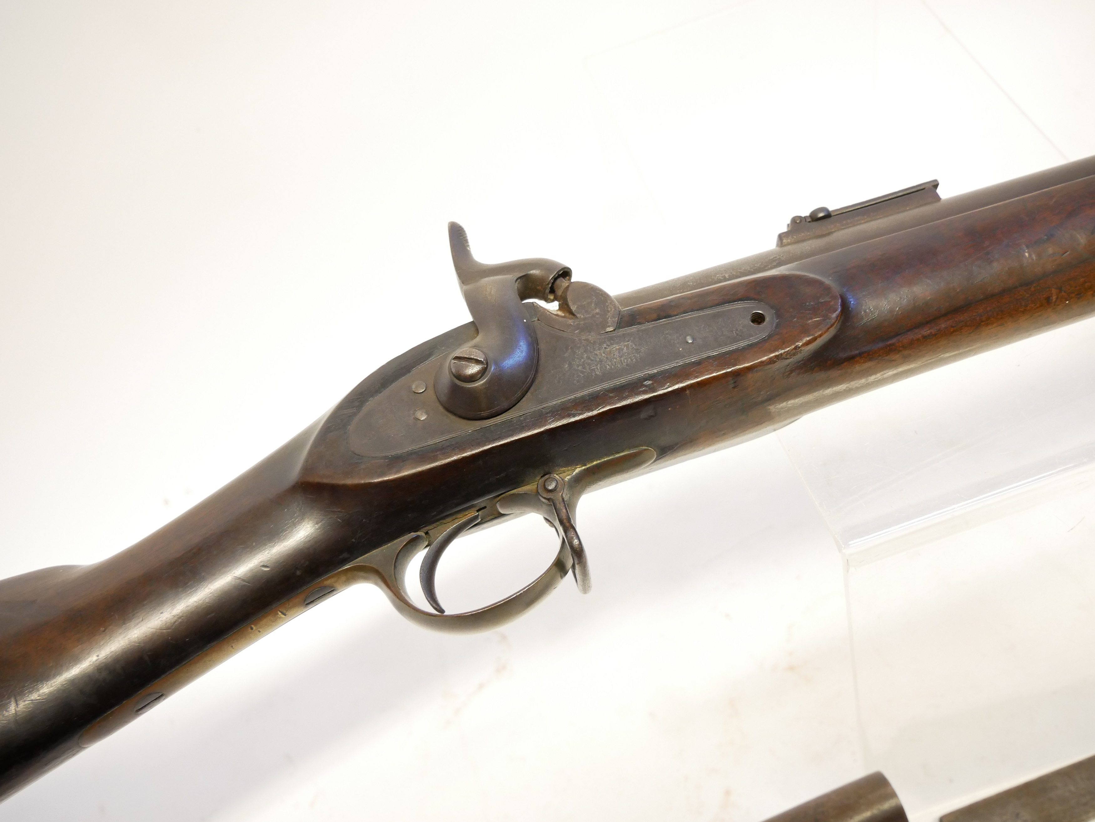 Lot 32 - Pattern 1842 percussion rifle musket and