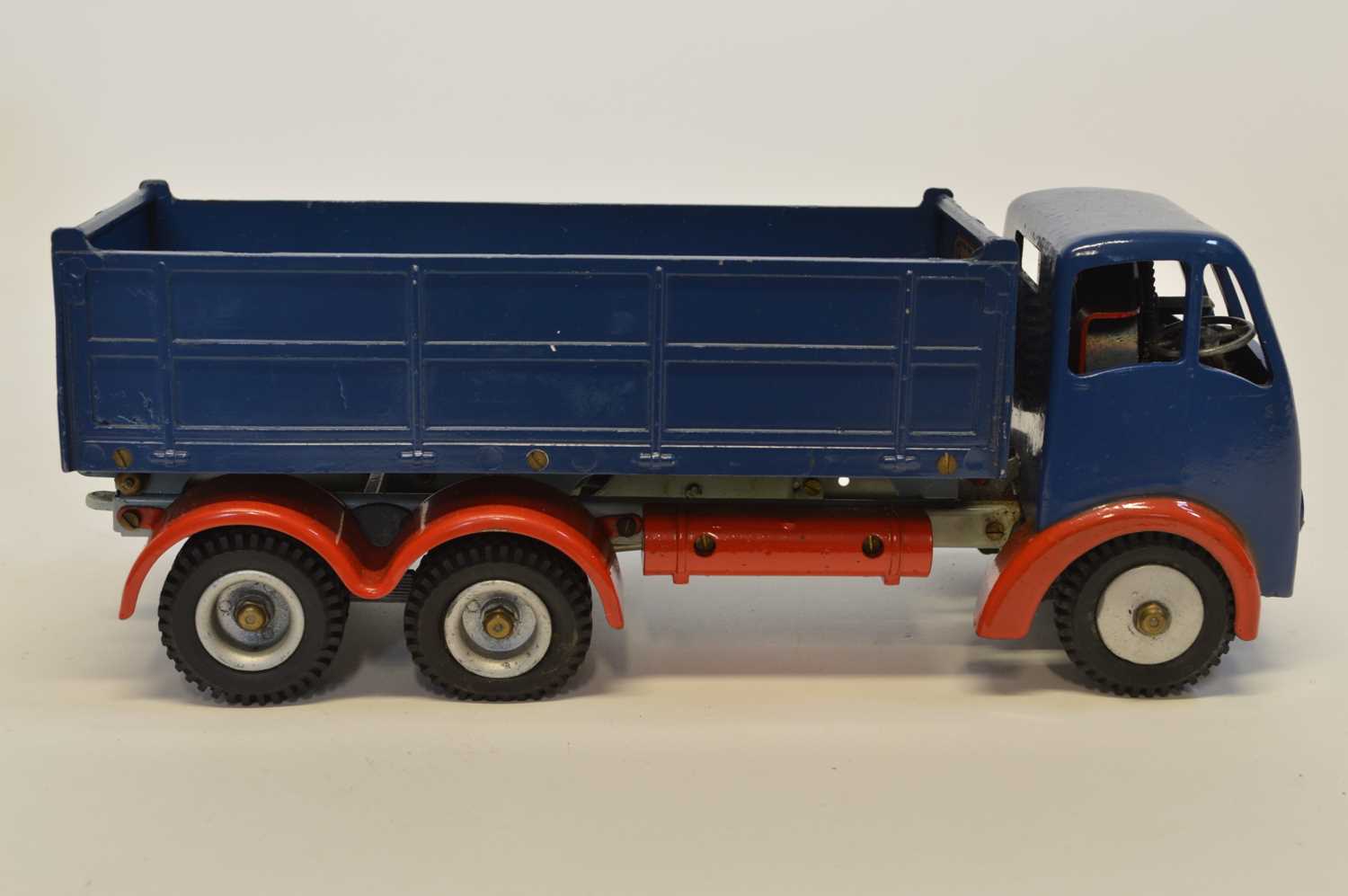 Lot 177 - Shackleton Model Foden FG6 six wheel tipper