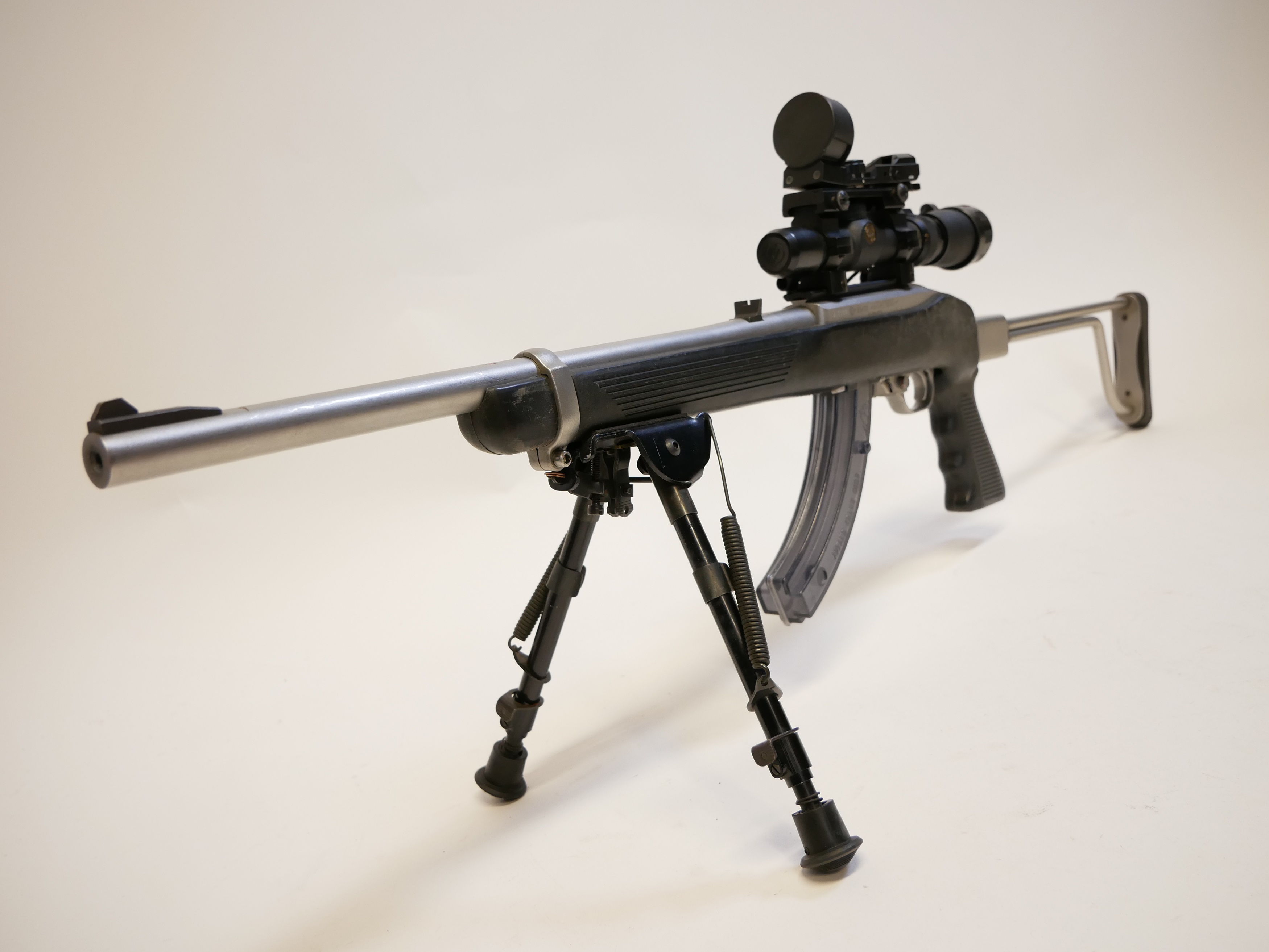 Lot 85 - AMT Lightning .22lr semi auto rifle LICENCE