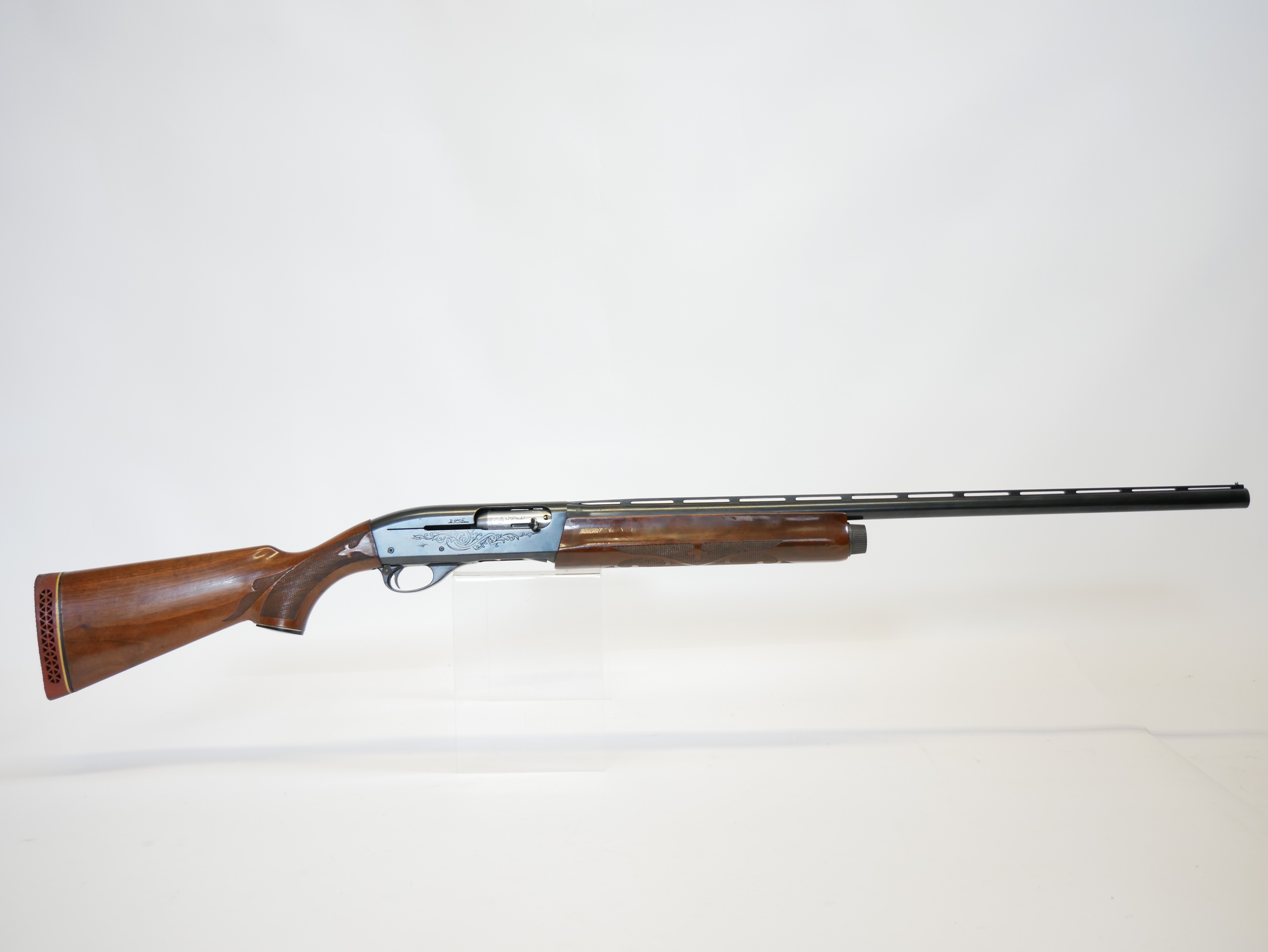 Lot 454 - Remington 12 bore model 1100 semi automatic
