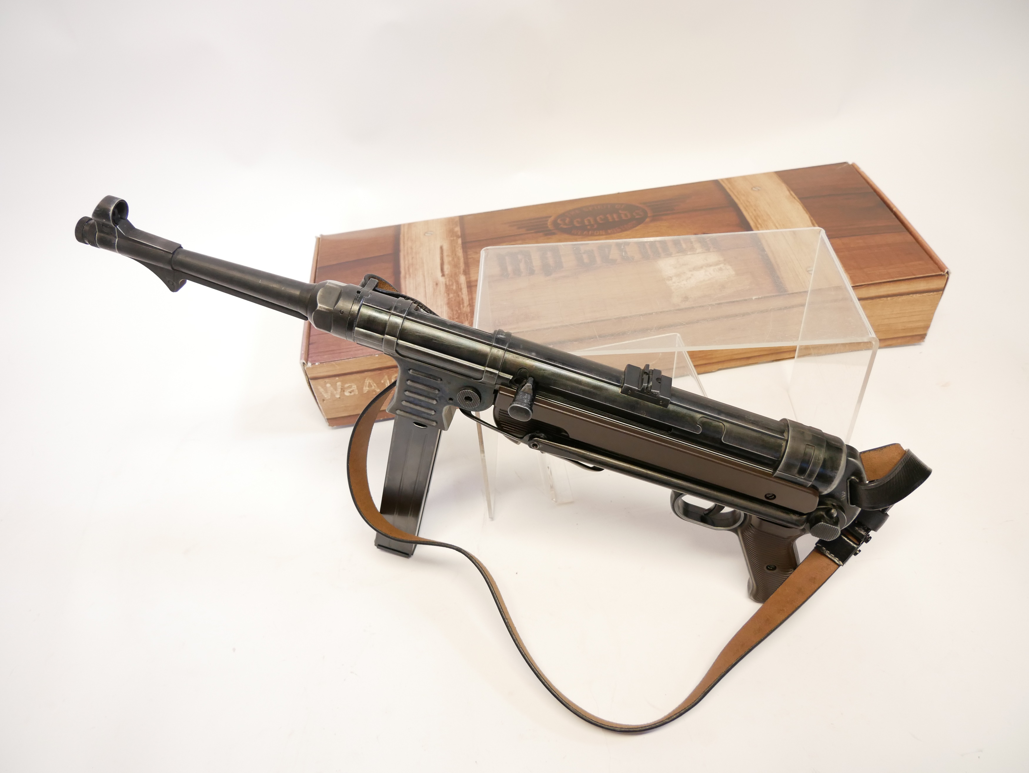 Lot 128 - Umarex Legends MP German CO2 .177 air rifle