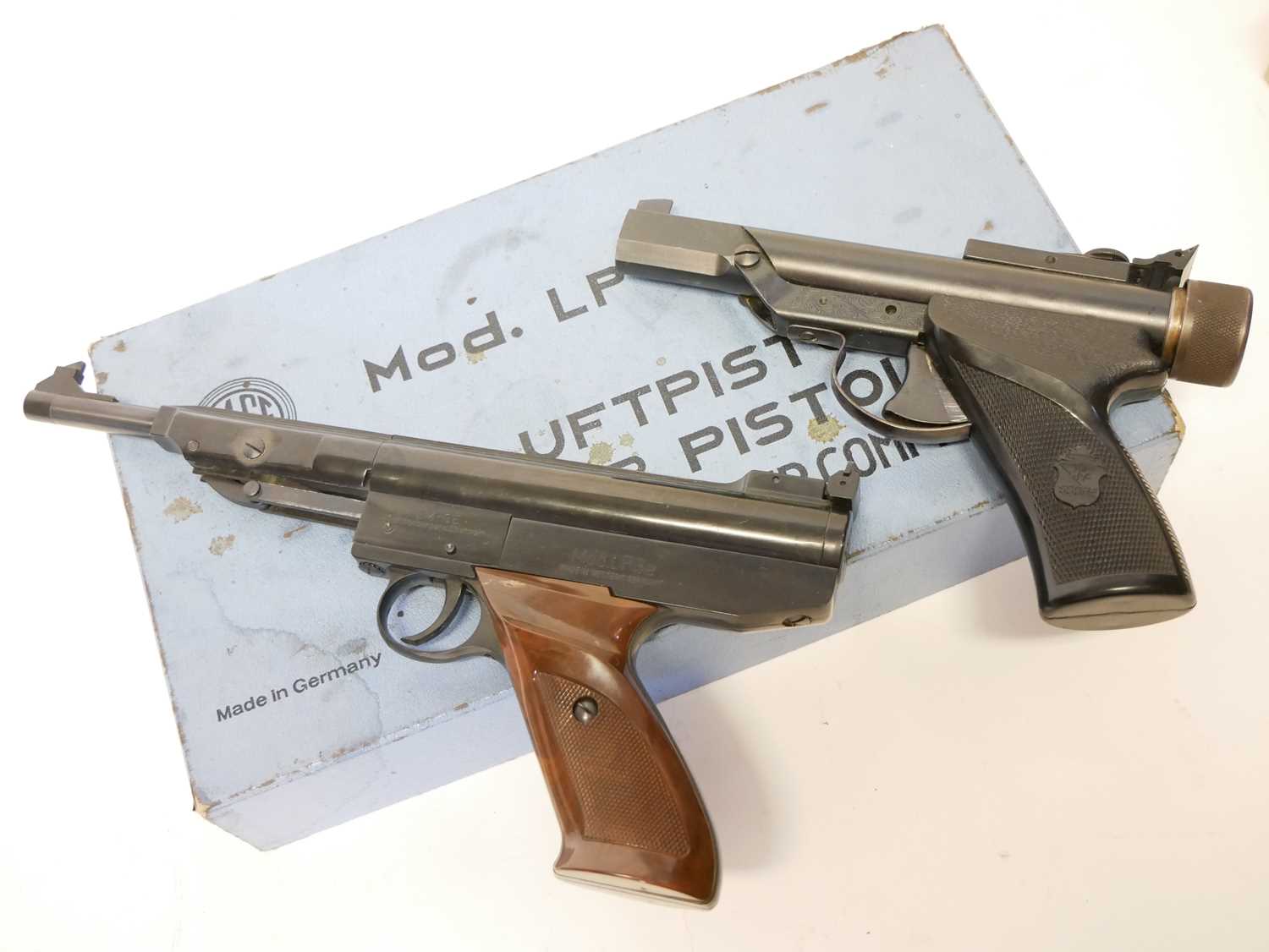Lot 102 - EM-GE Model LP3a .177 air pistol and and