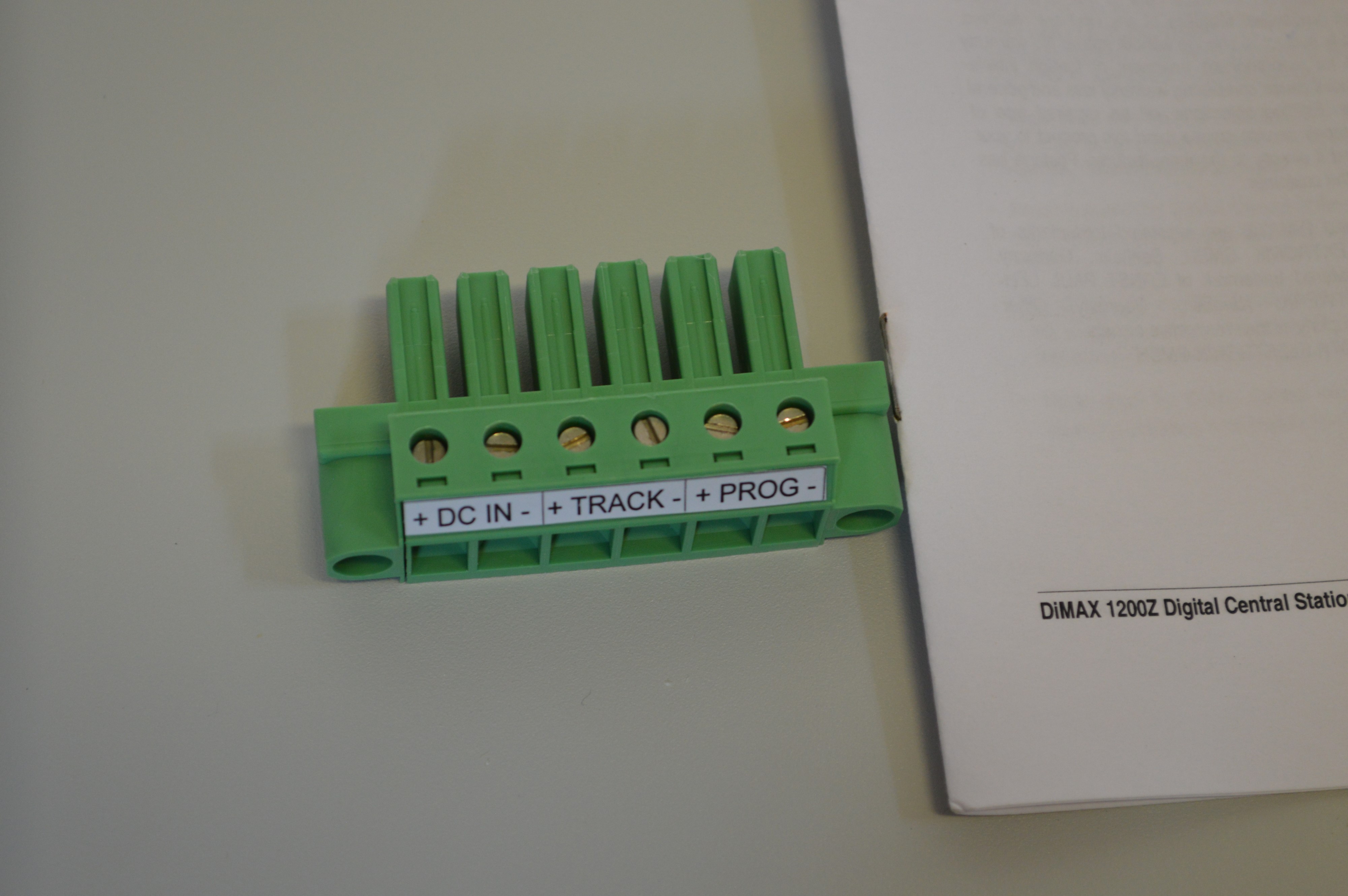 Lot 140 - Massoth DiMAX 1200Z Digital Central Station