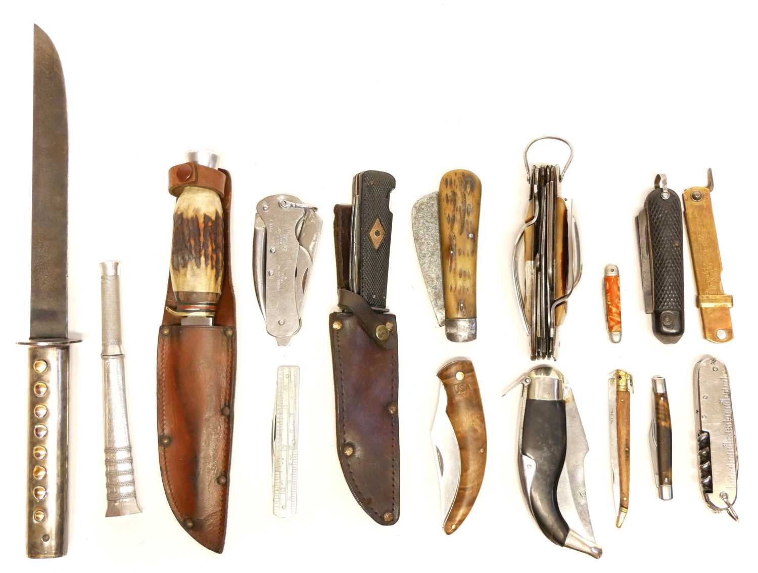 Lot 346 - Collection of fifteen pocket and pen knives
