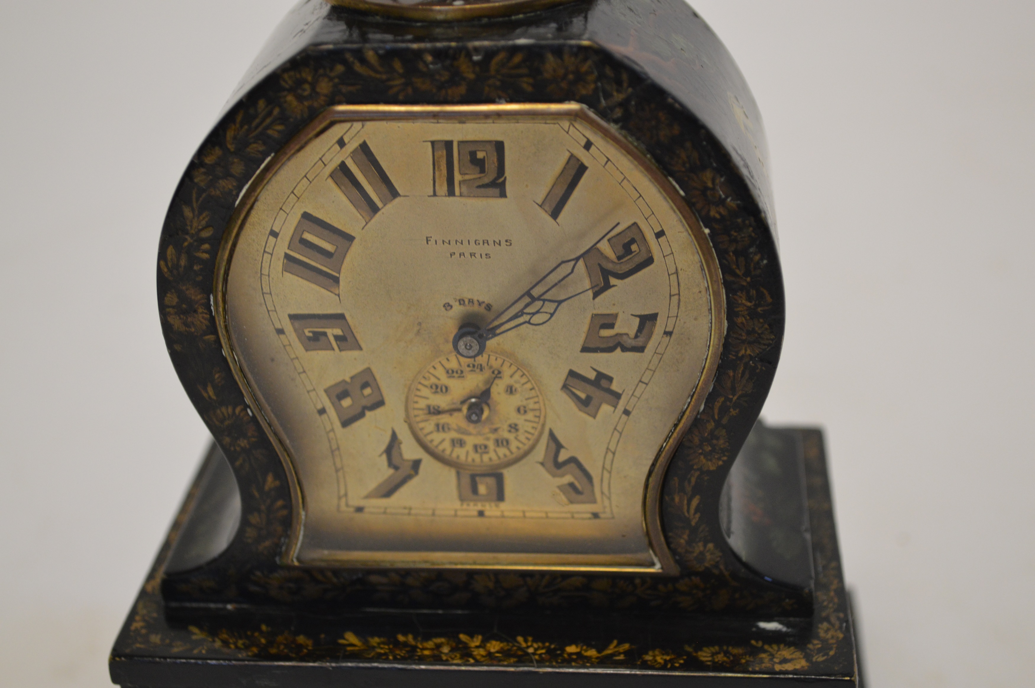 Lot 199 - Late 19th Century French mantel clock by
