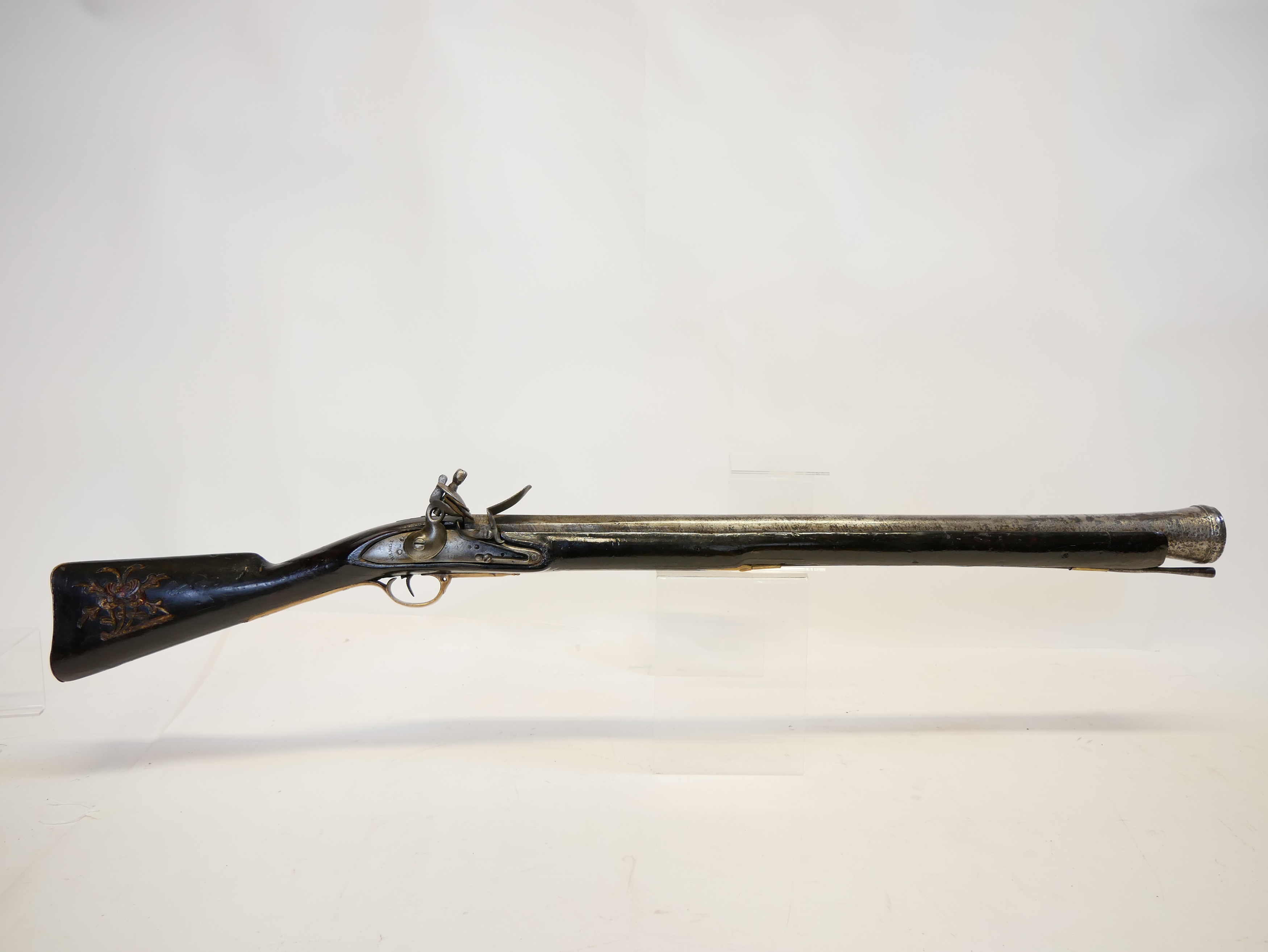 Lot 18 - Flintlock musketoon with possible Tipu Sultan