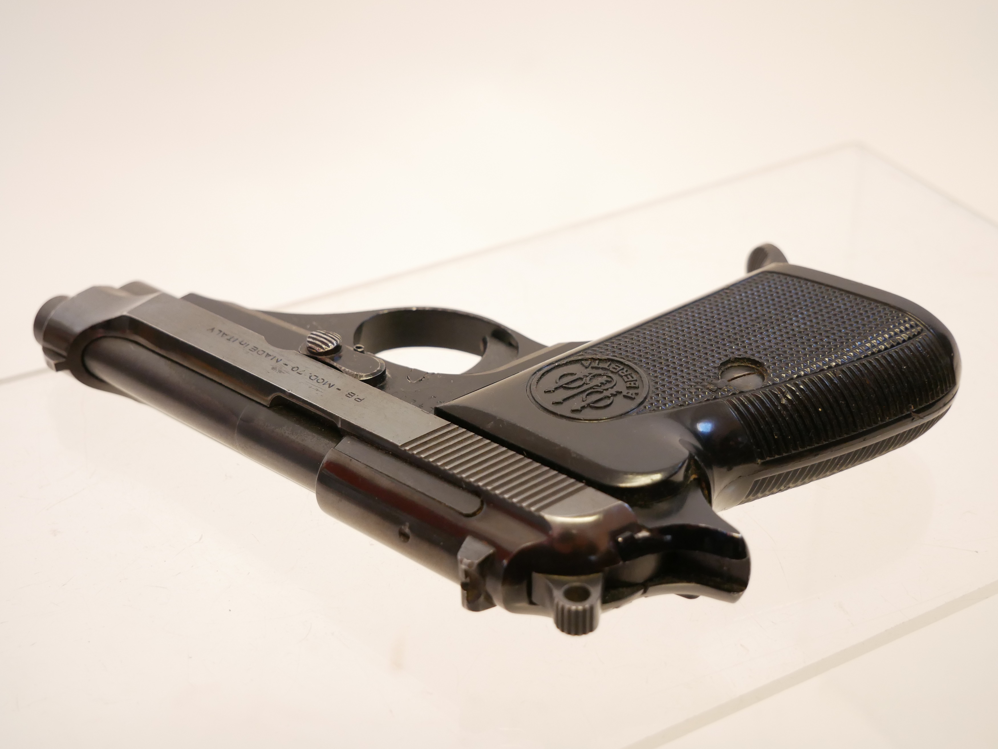 Lot 50 - Deactivated Beretta Model 70 semi automatic