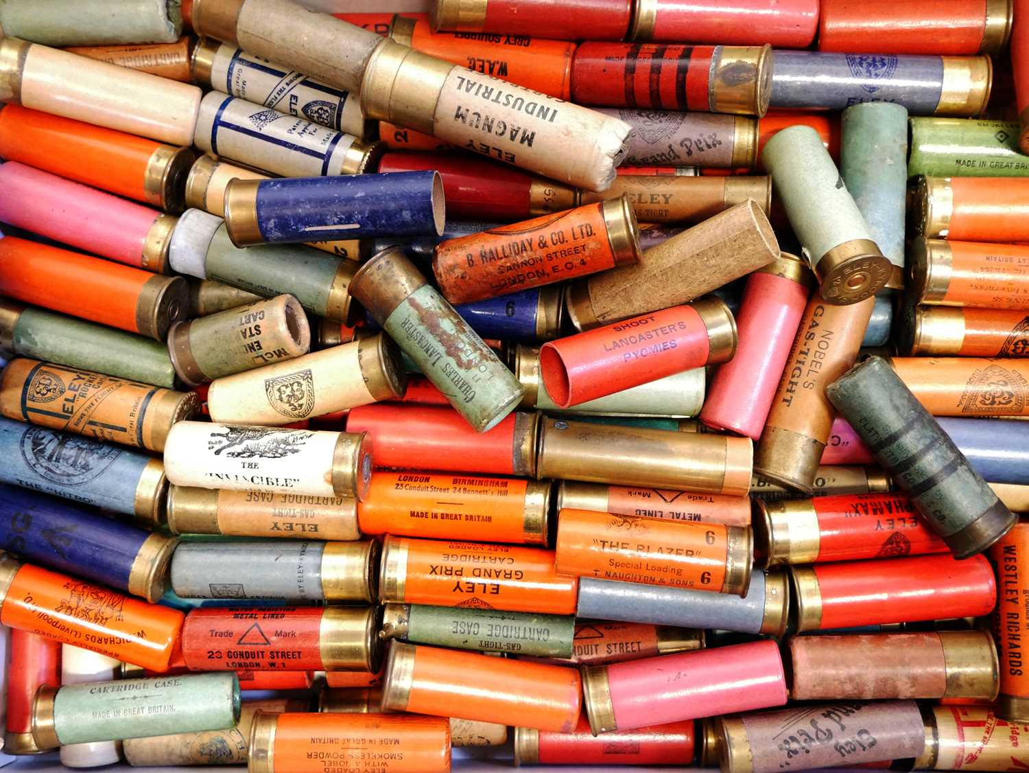 Lot 335 - 175 vintage paper-cased shotgun cartridges