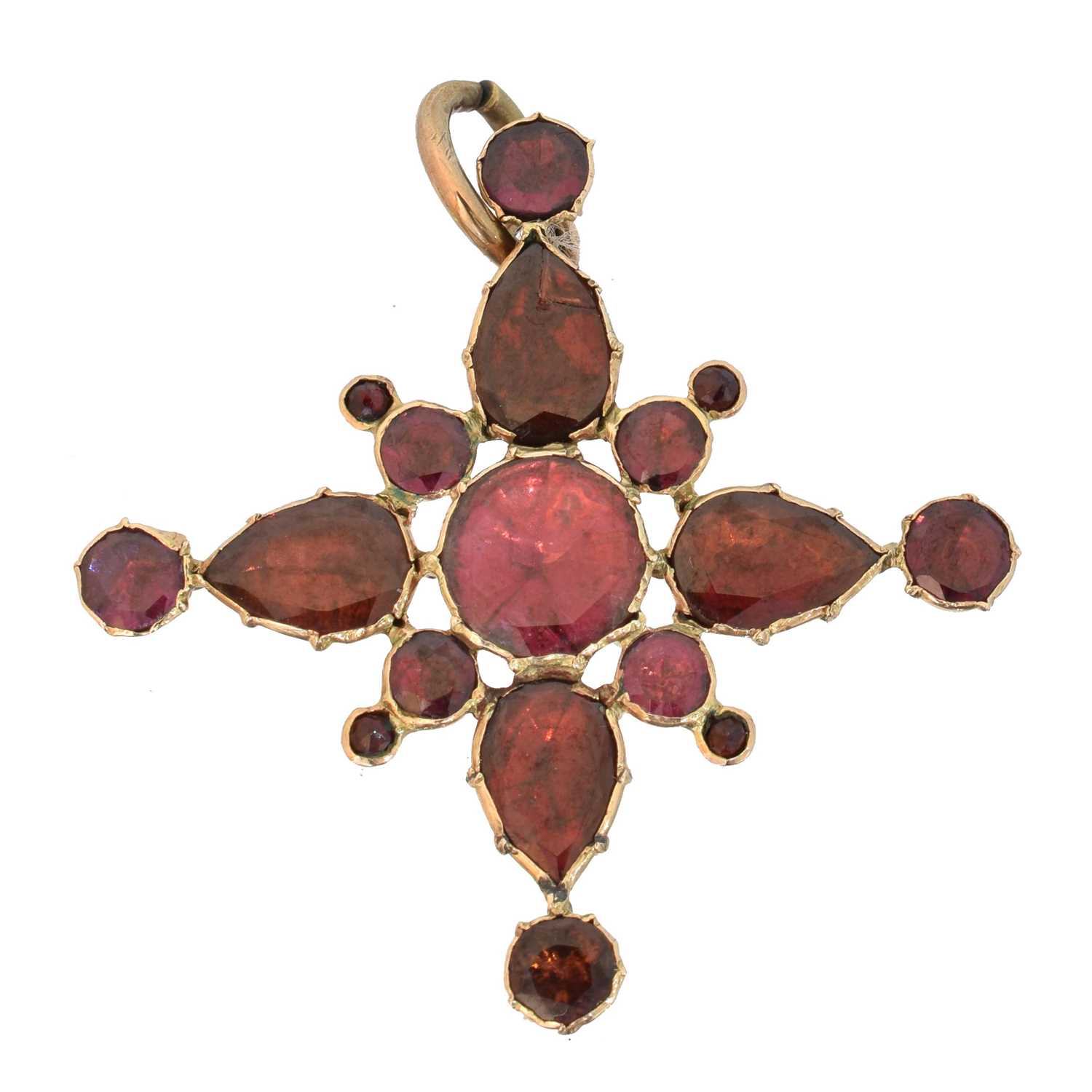 Lot 33 - A Georgian garnet cross,