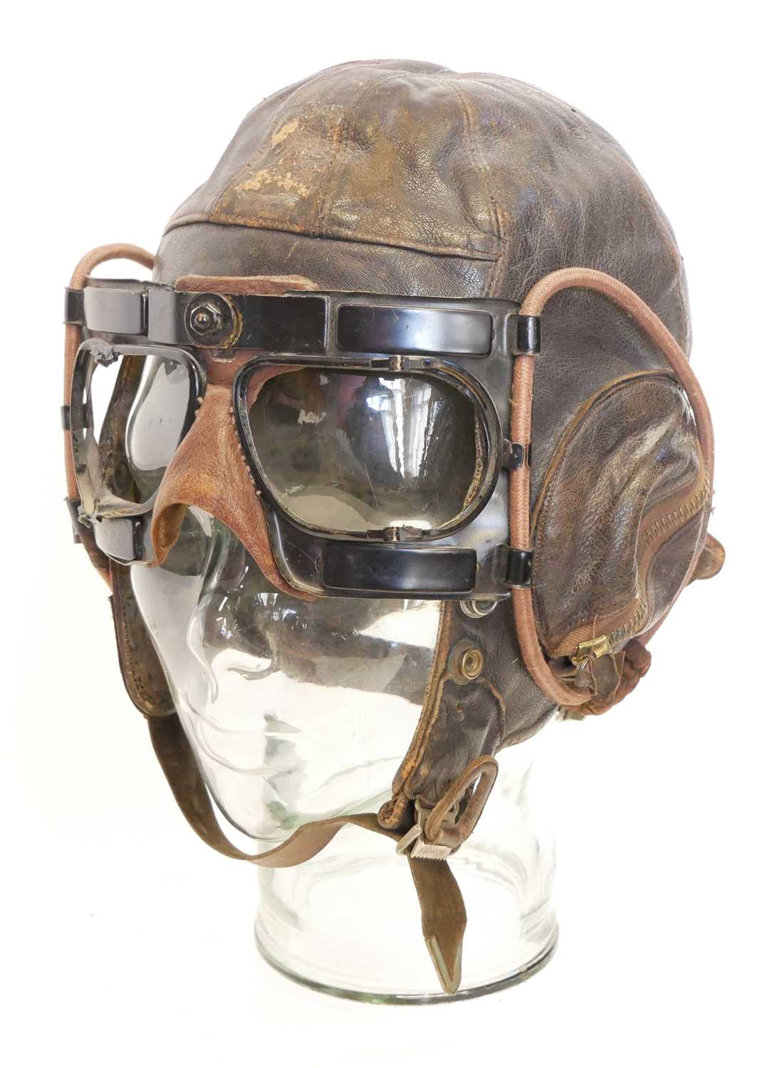 Lot 463 - Flying cap and goggles