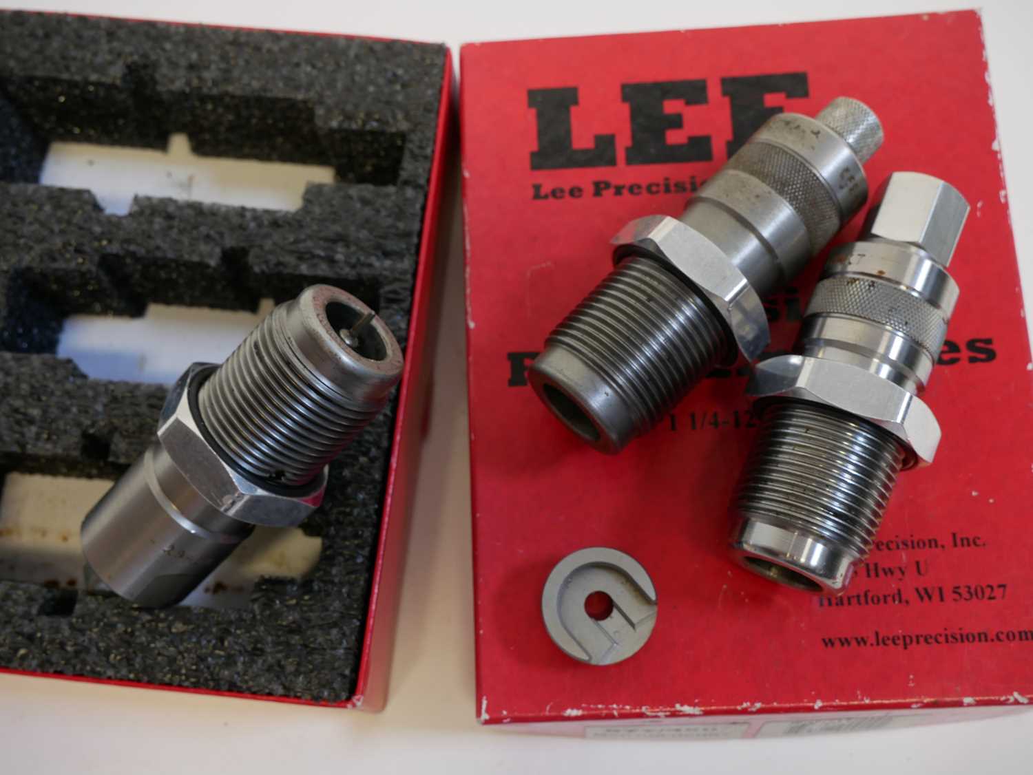 Lot 592 - Lee 577/450 Martini Henry reloading die set