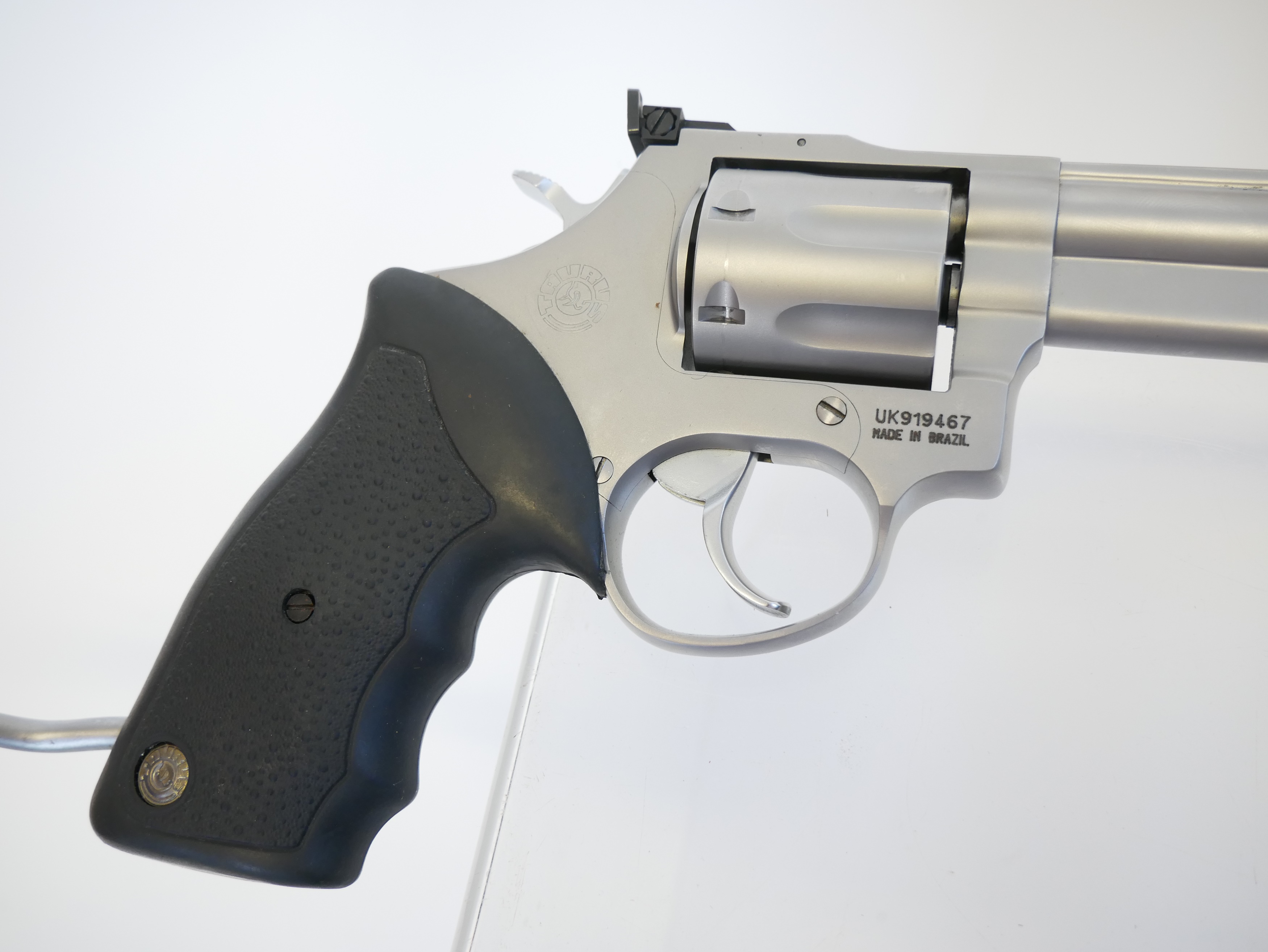 Lot 391 - Taurus .357 long barrel revolver LICENCE