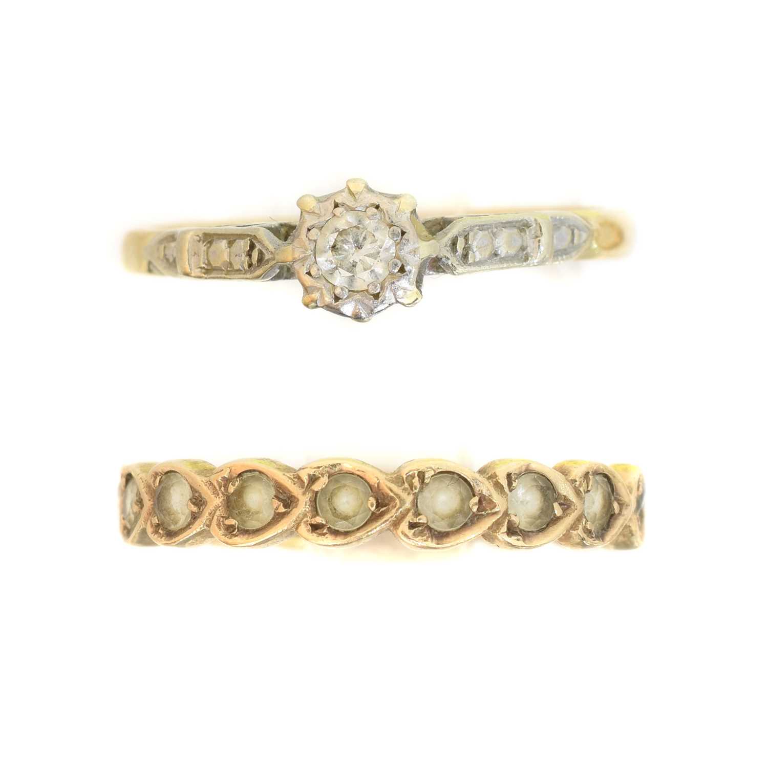 Lot 74 - Two dress rings,