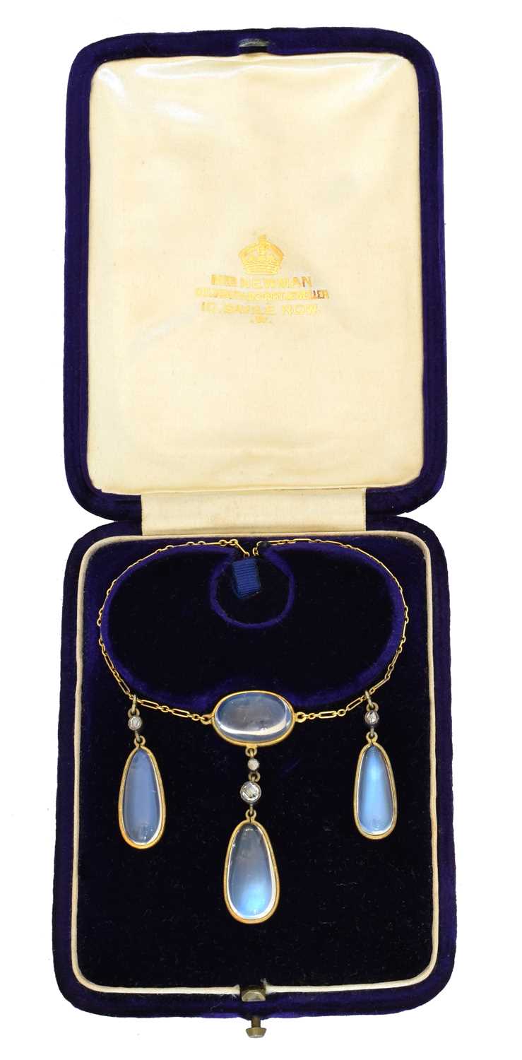 Lot 63 - An early 20th century moonstone and diamond