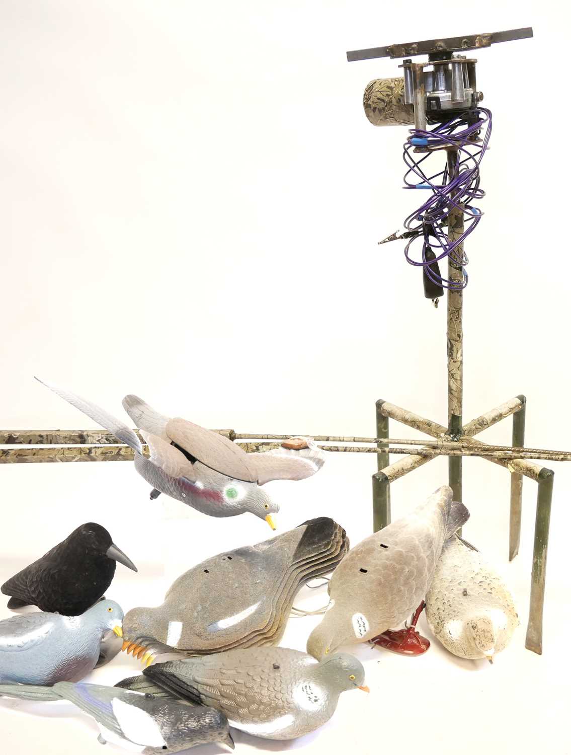 Lot 337 - Pigeon carousel decoy system, with field
