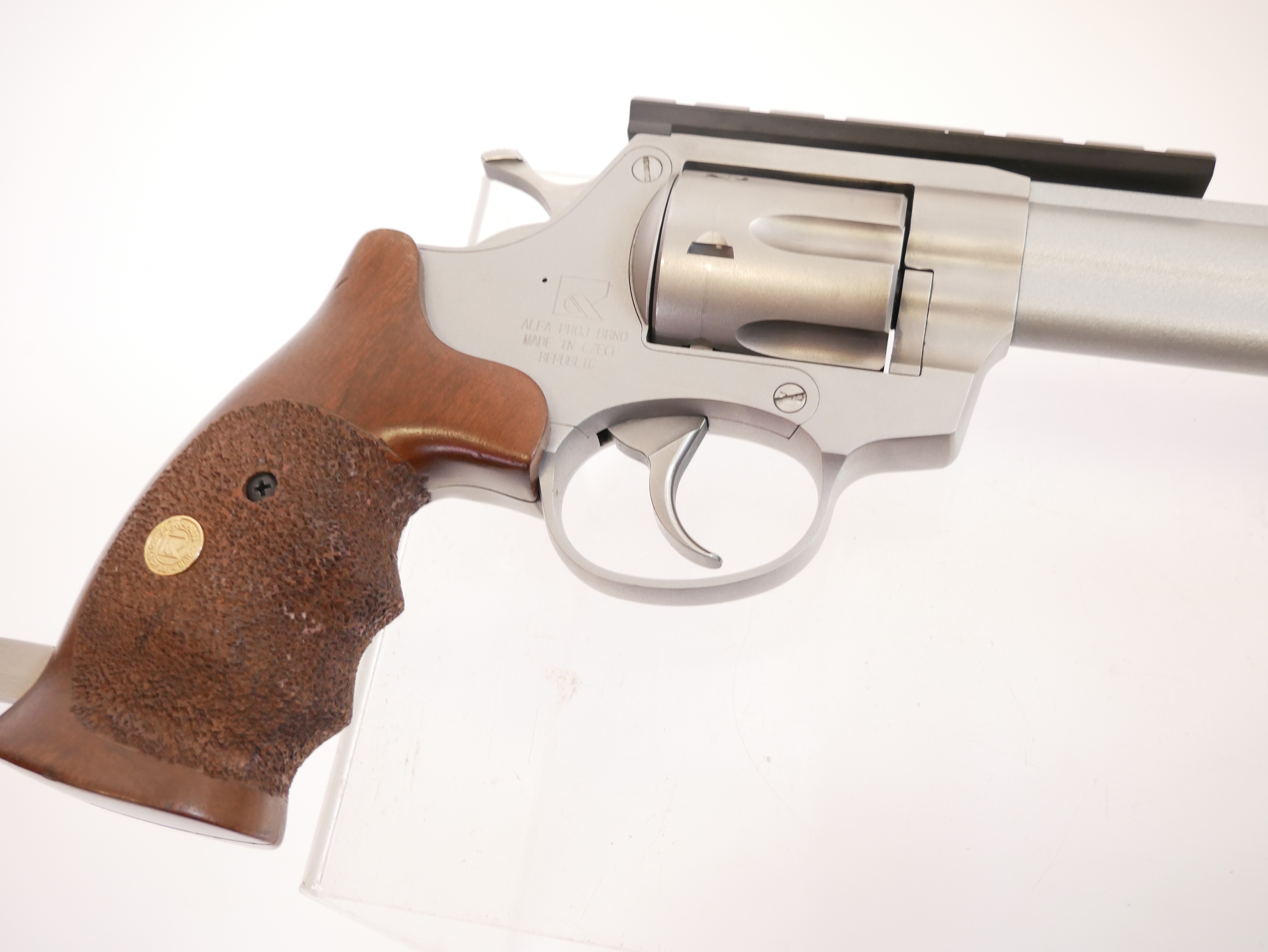 Lot 313 - Alfa Brno .357 long barrel revolver, serial