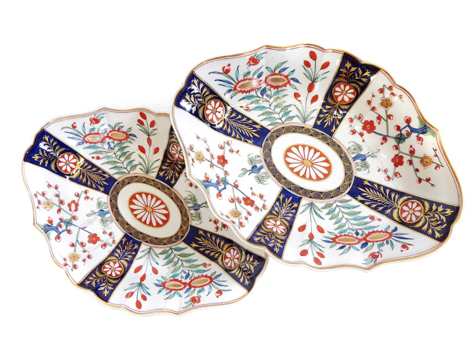 Lot 56 - Pair of Worcester Queens pattern lozenge