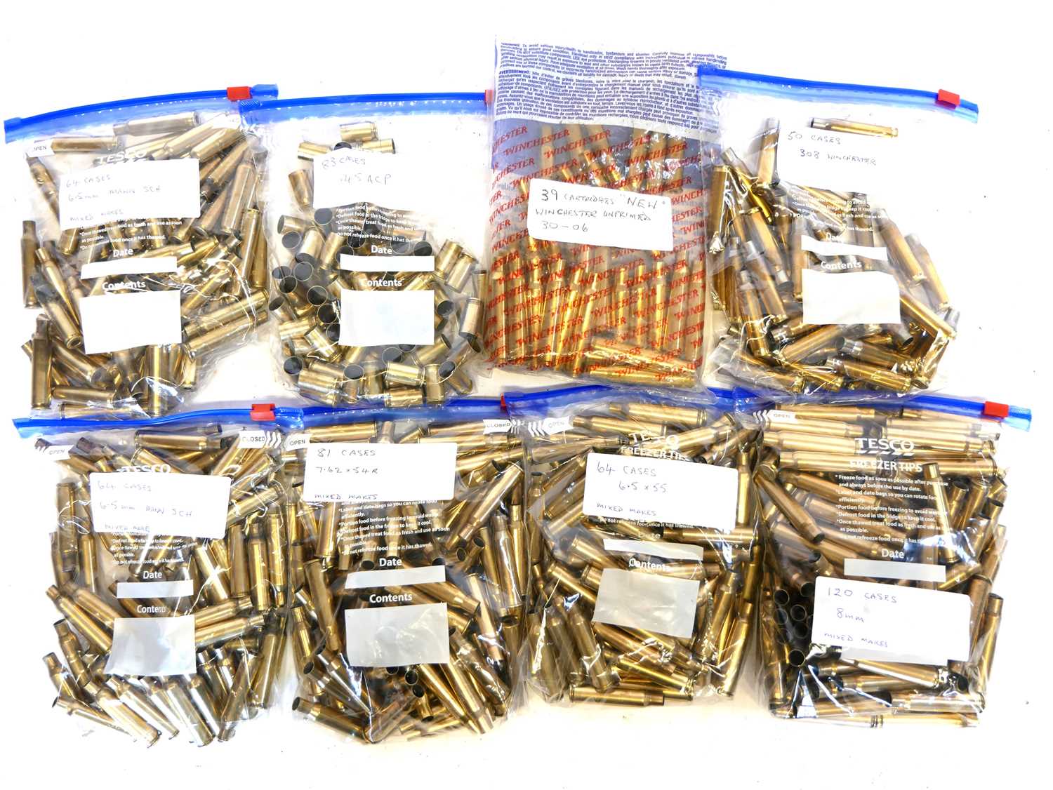 Lot 607 - Collection of mixed brass, to include 128 x