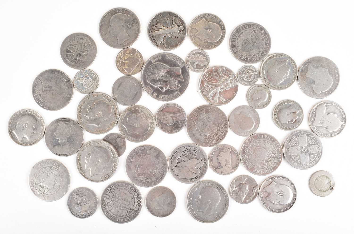 Lot 44 - An assortment of mainly silver British and