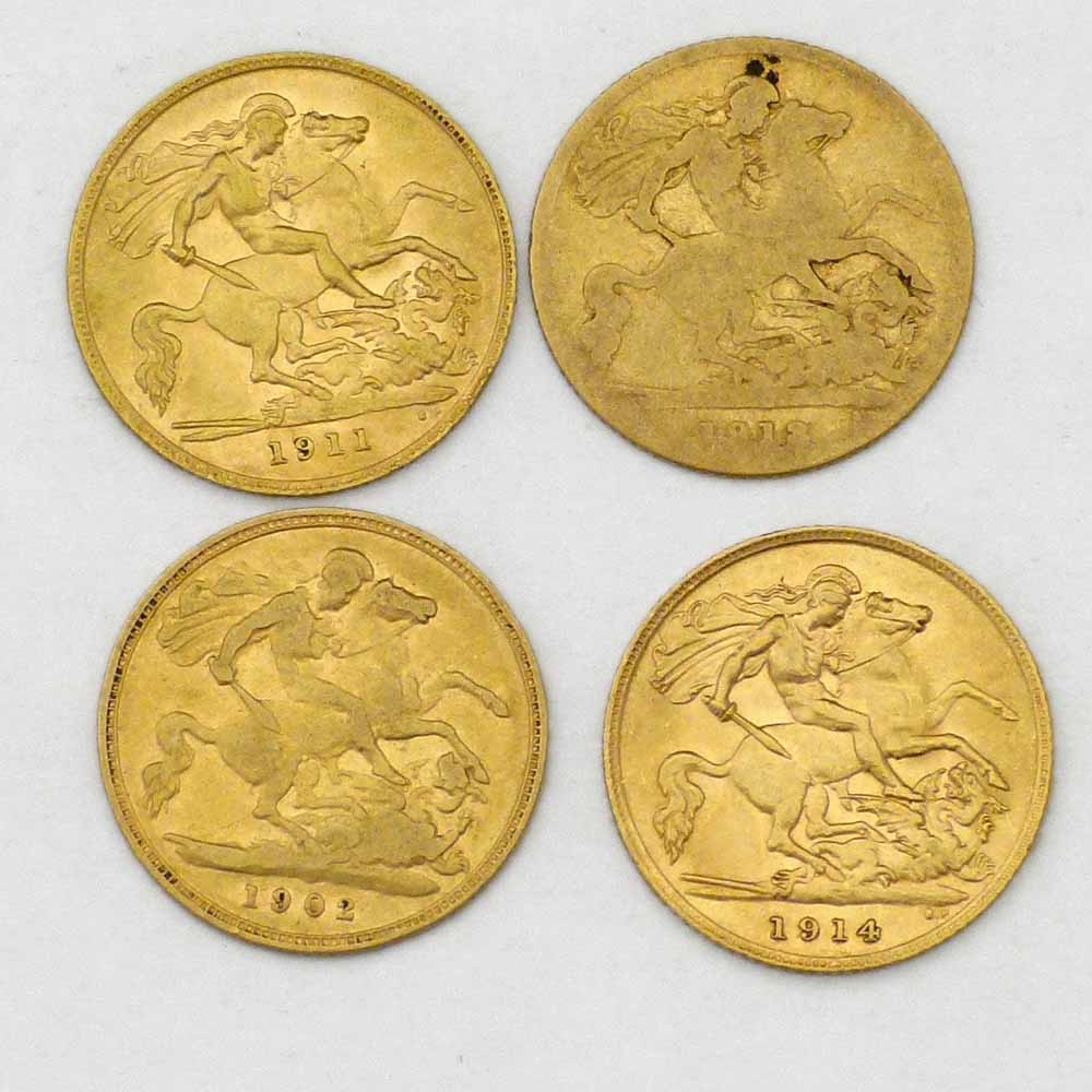 Lot 337 - George V gold half-sovereign 1914, EF;